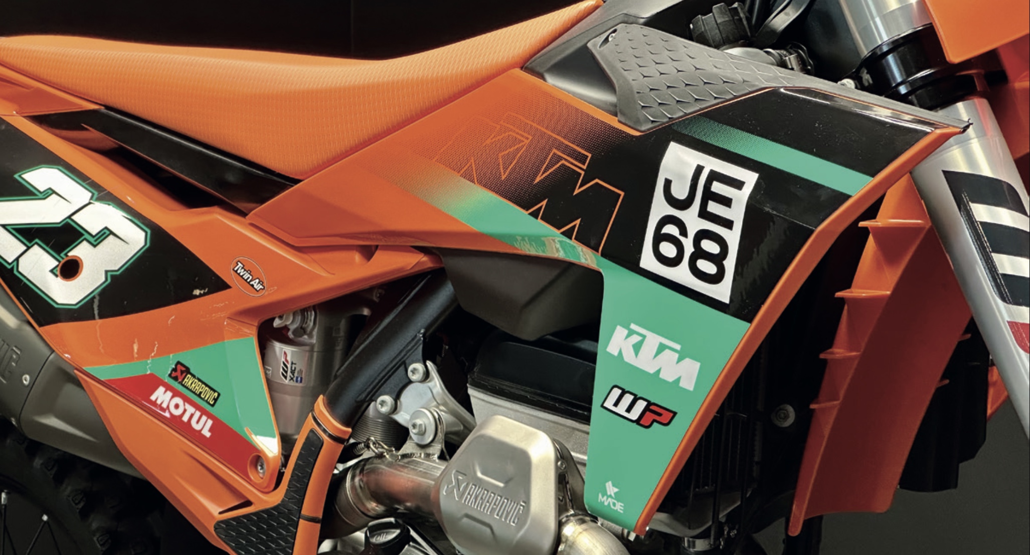 JE68 skakar om branschen med Knowit - Race Magazine