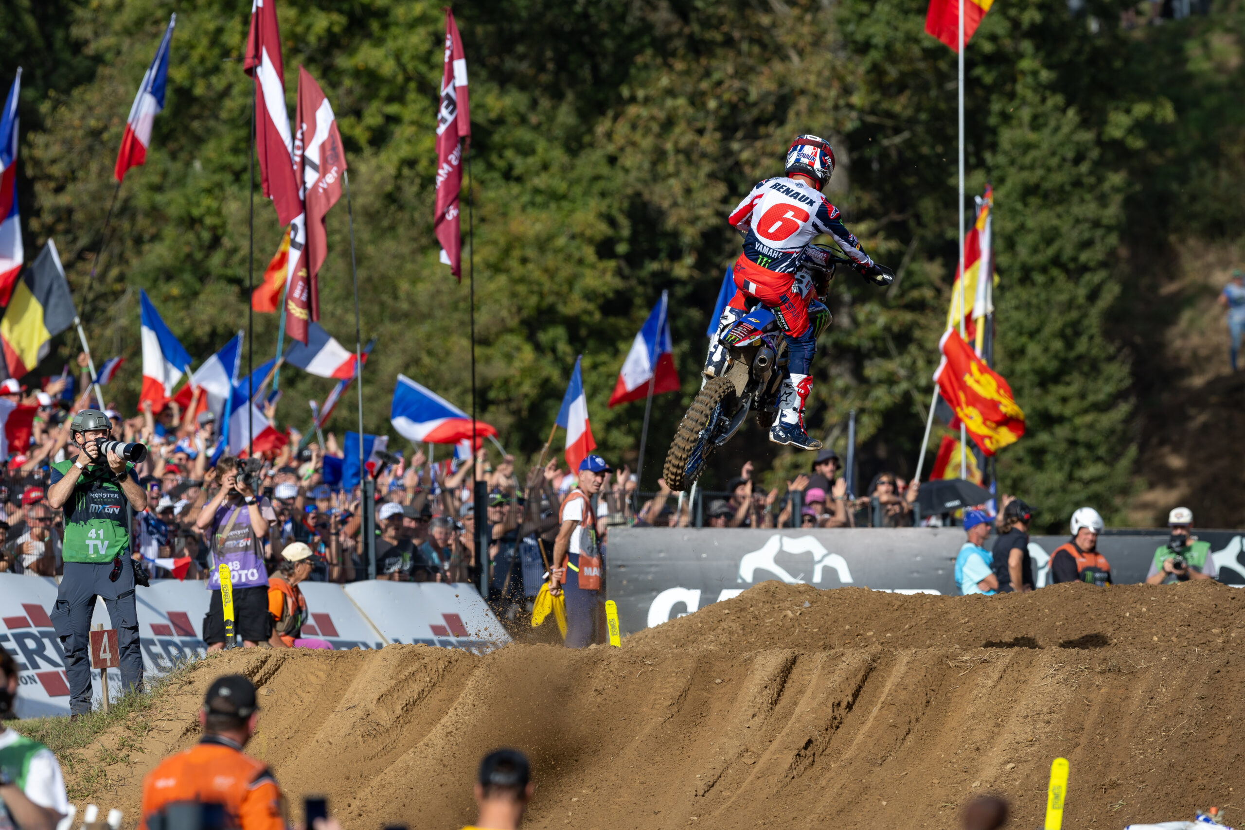 MXON: Höjdpunkter från Ernée! - Race Magazine
