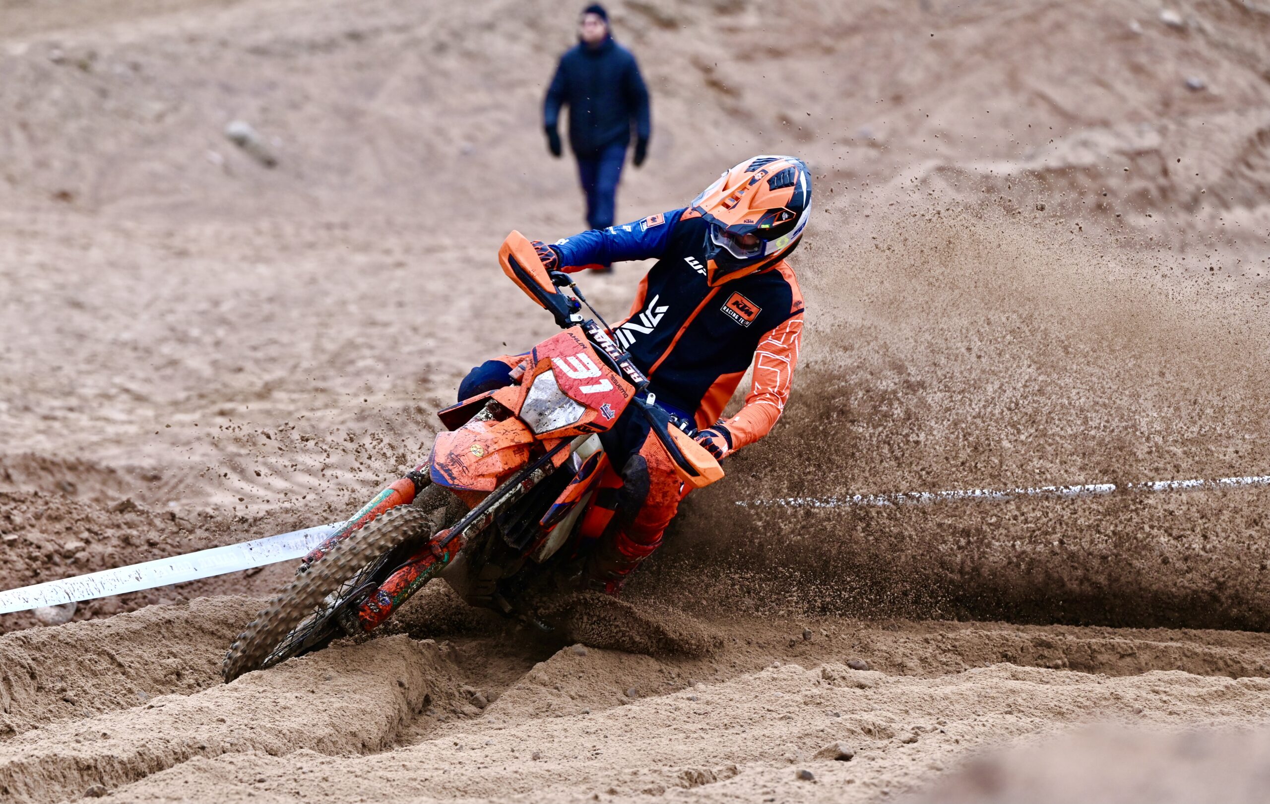 Tillbaka på 125 – med en överlägsen seger - Race Magazine