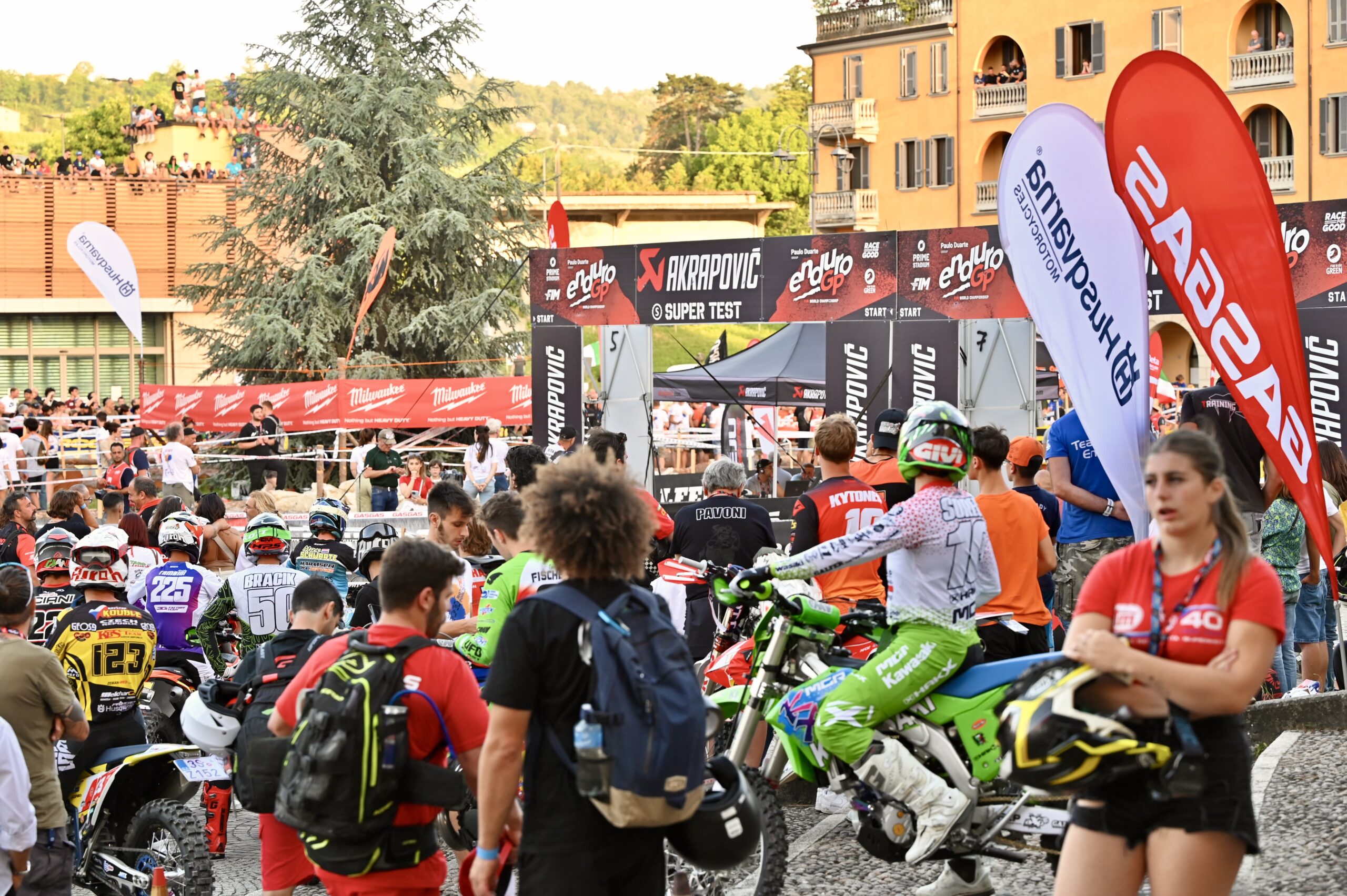 Startlista: Elva svenskar kör VM–premiären! - Race Magazine